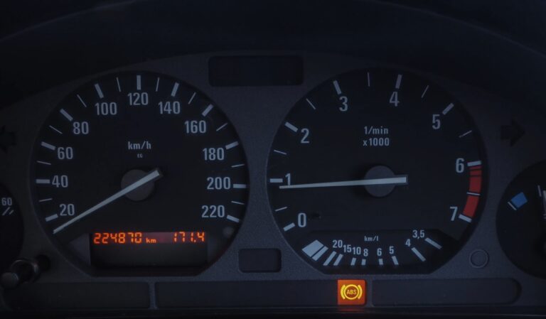 ABS sensors and their role in vehicle safety - Denckermann